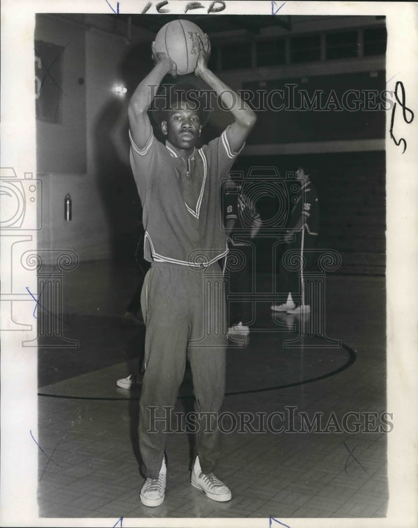1973 Press Photo East Jefferson Basketball Player Fred Buchanan ...