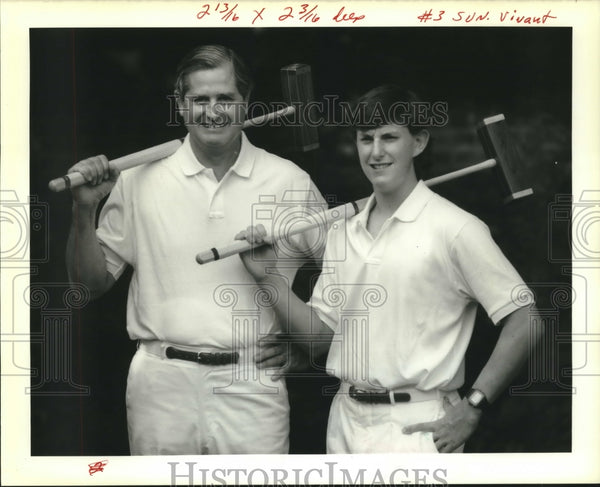1989 Press Photo Jimmy Coleman and Son Jamie with Croquet Mallets ...