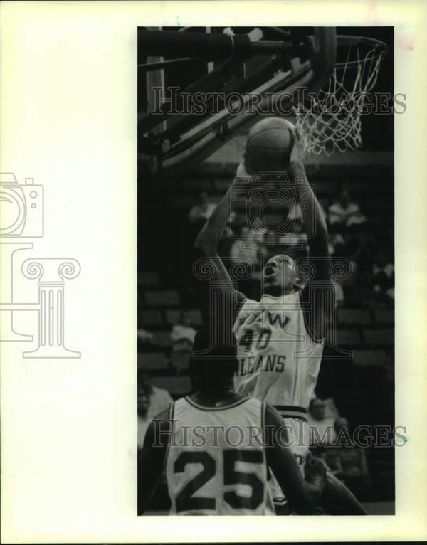 1989 Press Photo New Orleans college basketball player Ervin Johnson ...