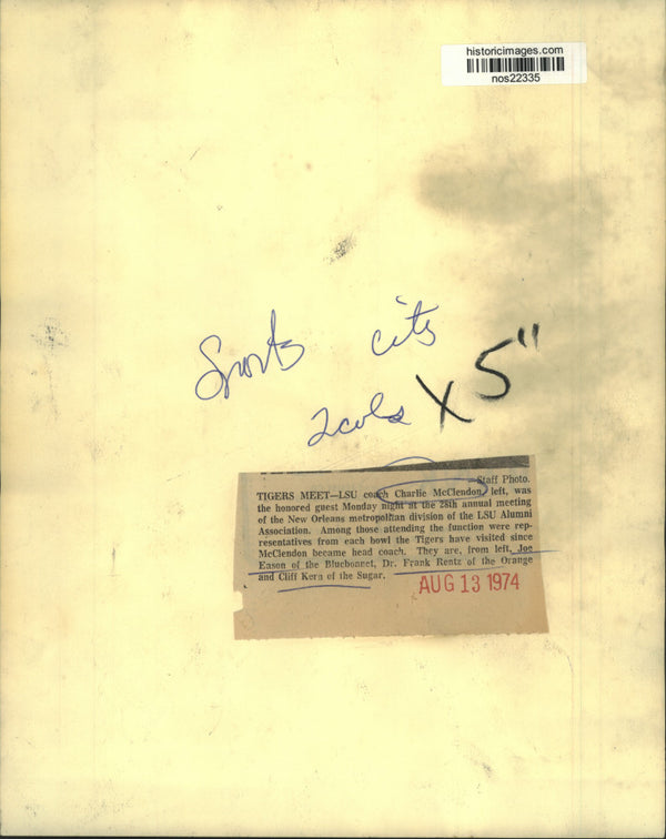 1974 Press Photo LSU football coach Charlie McClendon holds Tiger at ...