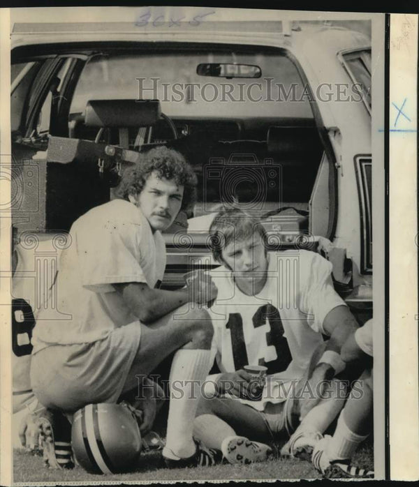1974 Press Photo Saints rookie quarterbacks Nick Vidnovic and Cipa in ...
