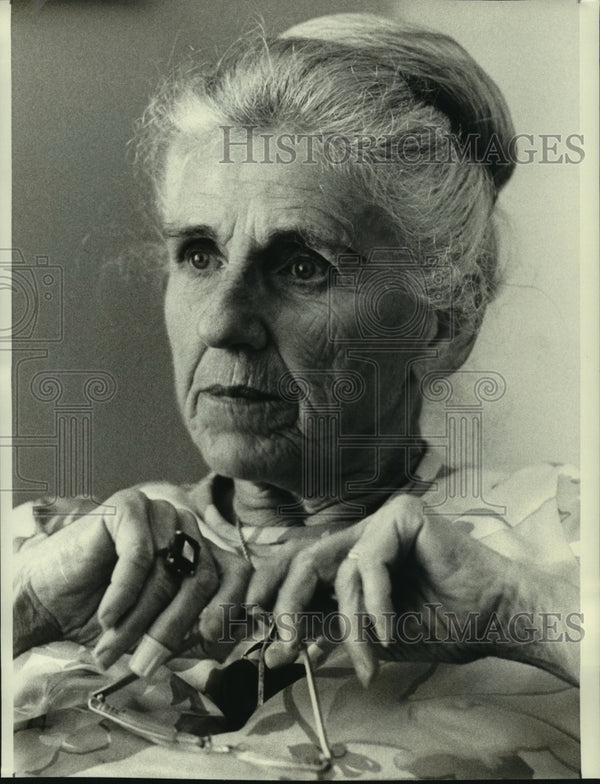 1972 Press Photo Adelle Davis, Nutrition Author - Historic Images