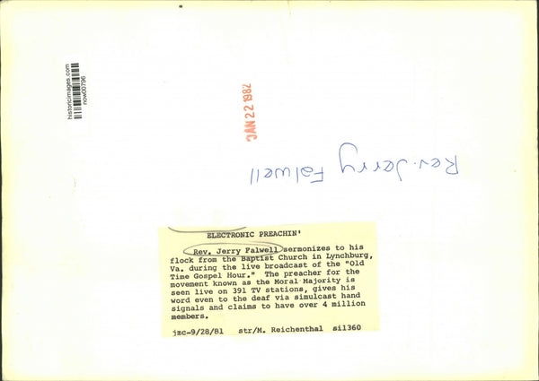 1981 Press Photo Reverend Jerry Falwell sermonizes to his flock via TV ...