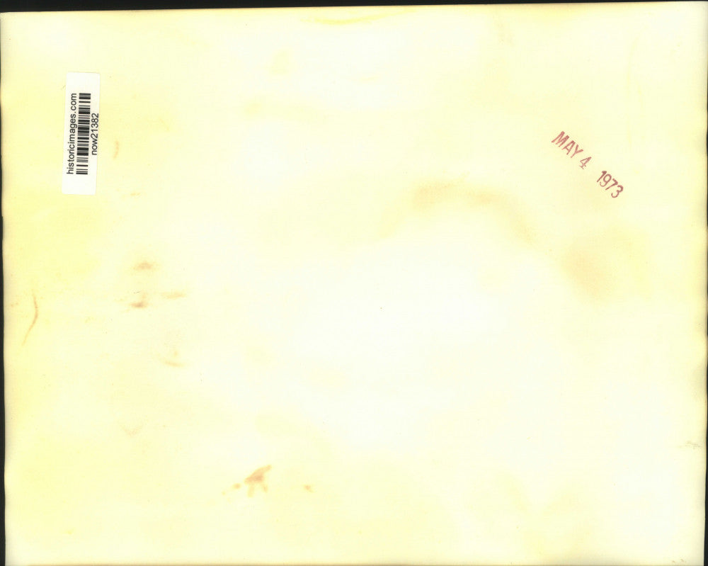 1973 Press Photo Jeb Magruder surrounded by photographers at US ...