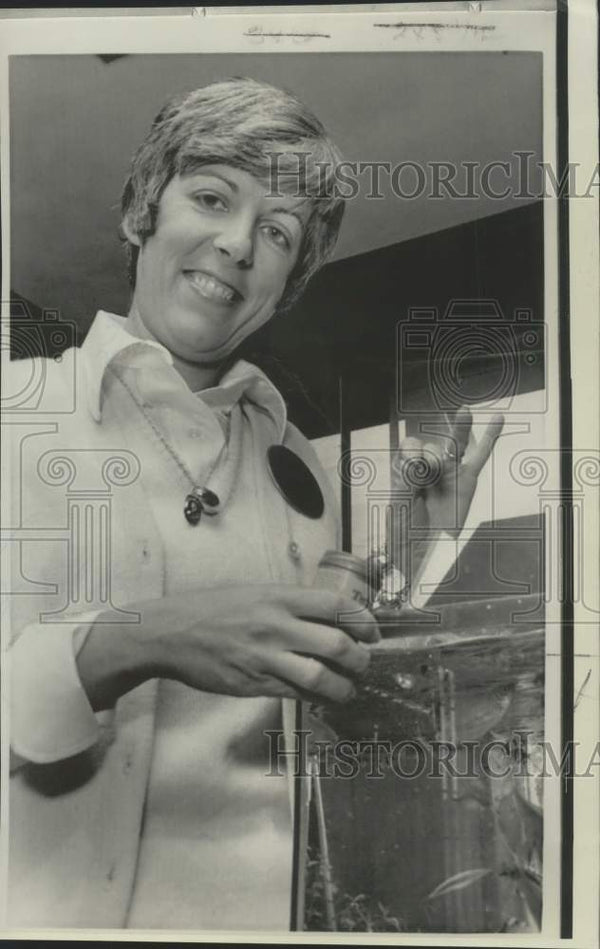 1975 Press Photo Pittsburgh Steelers Coach Chuck Noll's wife Marianne ...
