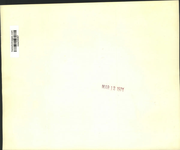 1971 Press Photo Erik Preminger, son of Gypsy Rose Lee, watches drawing ...