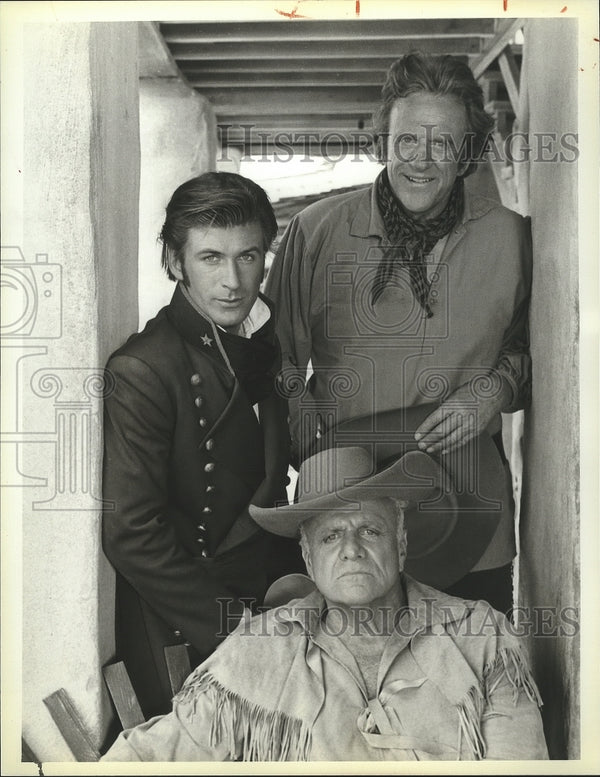 1987 Press Photo Alec Baldwin, James Arness & Brian Keith in The Alamo ...