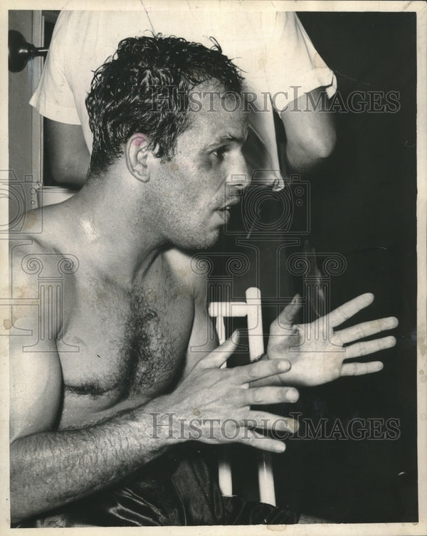 Press Photo Ralph Dupas, after Moran fight - nox15955 - Historic Images