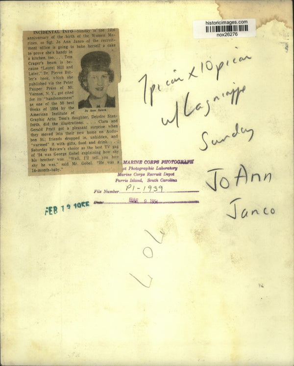 1954 Press Photo Sergeant Jo Ann Janco of the marine recruitment office ...