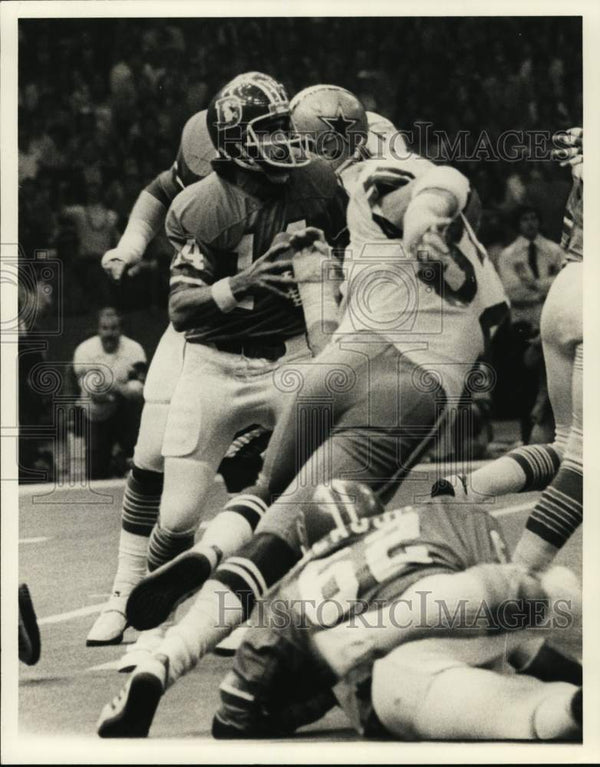 1978 Press Photo Broncos Versus Cowboys in Football Action - nox48967 ...