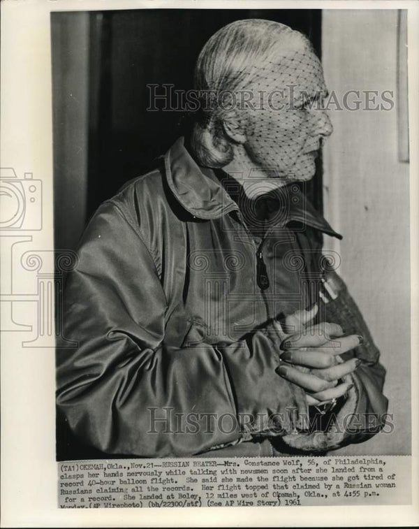 1961 Press Photo Constance Wolf, Philadelphia, After Balloon Flight ...
