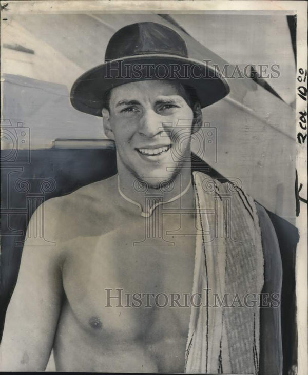 1949 Press Photo Swimmer Allen Stack after winning meet in Florida ...
