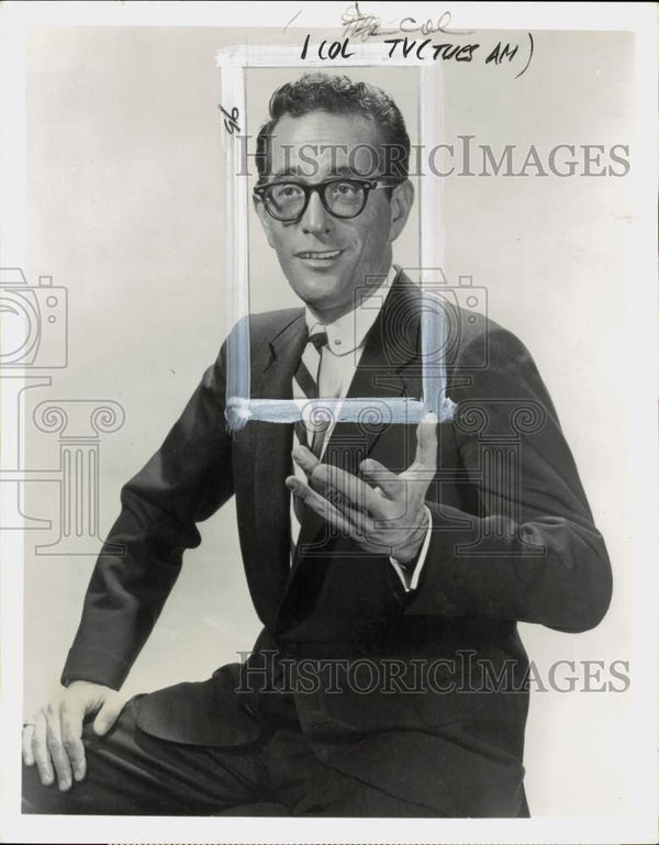 1961 Press Photo TV personality Robert Q. Lewis to appear on "Number ...