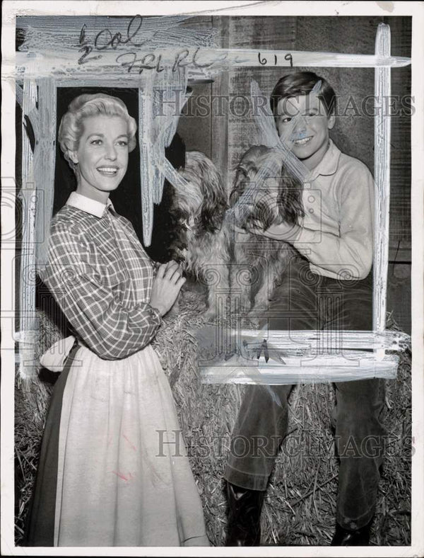1956 Press Photo Actors Anita Louis & Johnny Washbrook in "My Friend ...