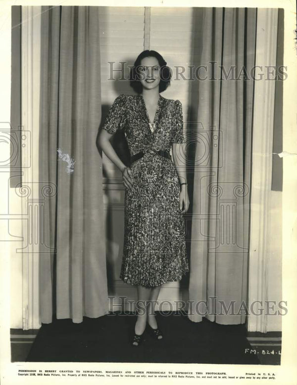 1938 Press Photo Frances Mercer of RKO Radio's "Crime Ring" Models Silk ...
