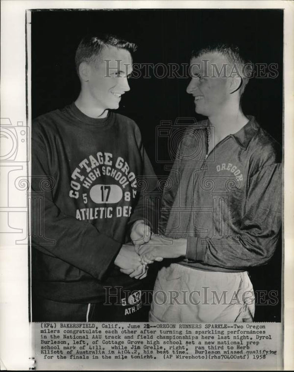 1958 Press Photo Jim Grelle & Dyrol Burleson, AAU track & field game ...
