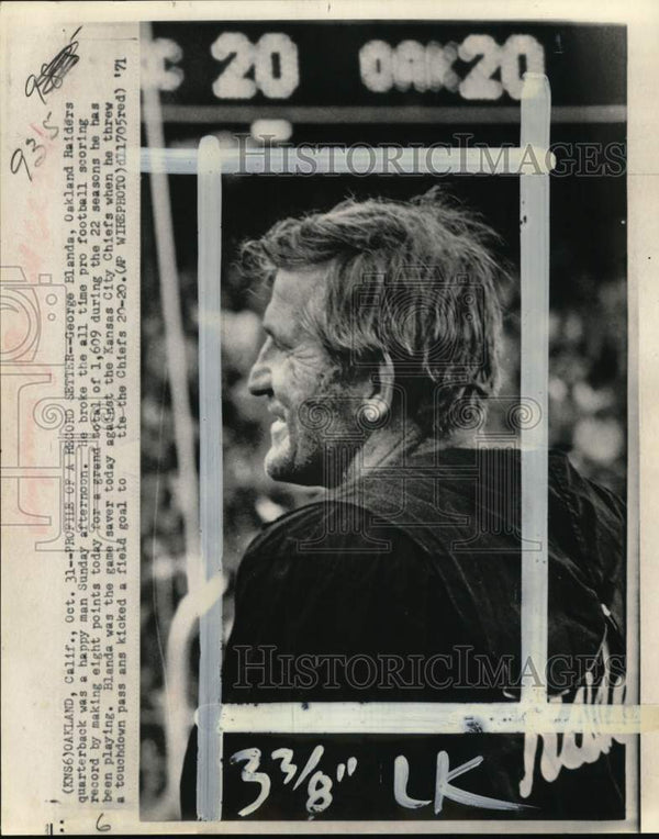 1971 Press Photo Oakland Raiders football player George Blanda ...