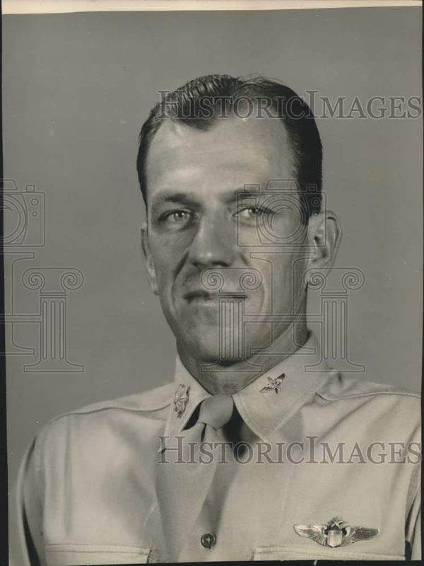 1949 Press Photo Major William J. Garland of Brooks Field, Texas ...