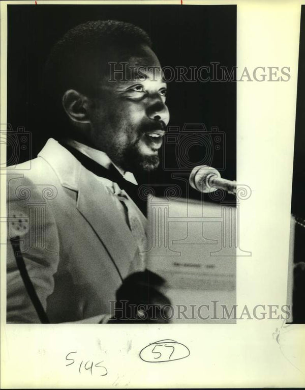 1984 Press Photo Gospel Singer Bobby Jones at Beethoven Hall ...