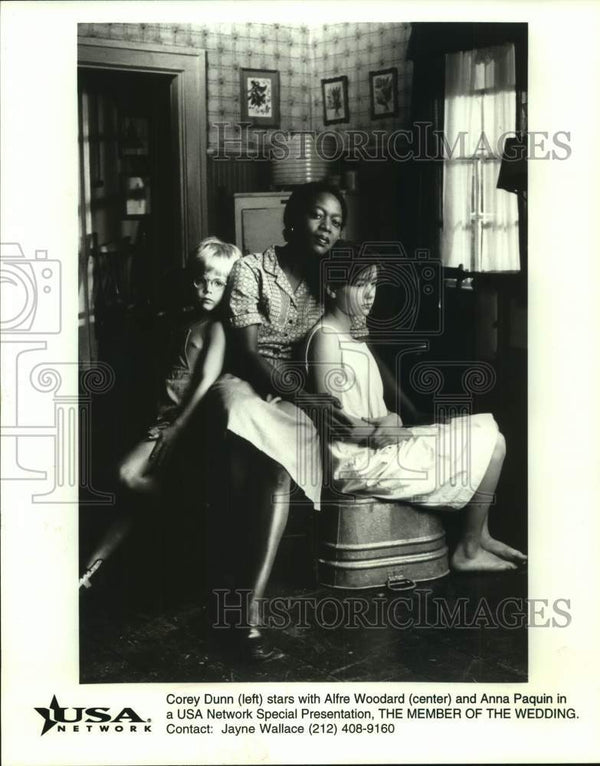 1997 Press Photo Actors Corey Dunn, Alfre Woodard, Anna Paquin on USA ...