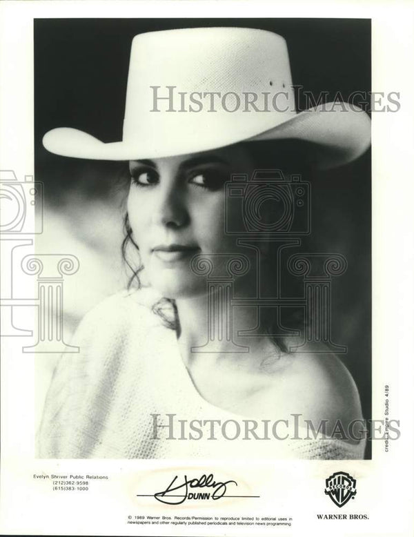 1989 Press Photo Holly Dunn, Singer - sap15989 - Historic Images