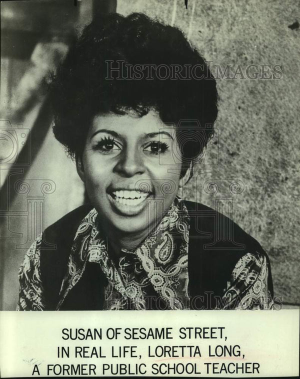 1975 Press Photo Former Teacher and Actress Loretta Long on "Sesame ...
