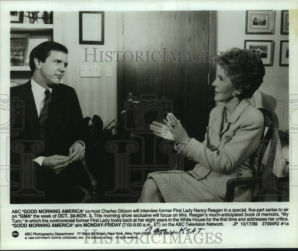 1989 Press Photo Charles Gibson interviews former First Lady Nancy ...
