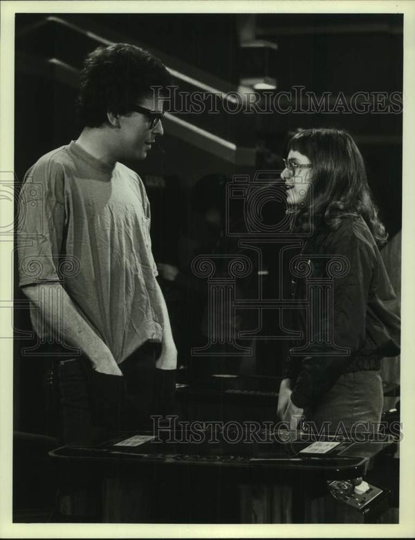1982 Press Photo Actors Lauri Hendler and Loren Lester on "Gimme A ...