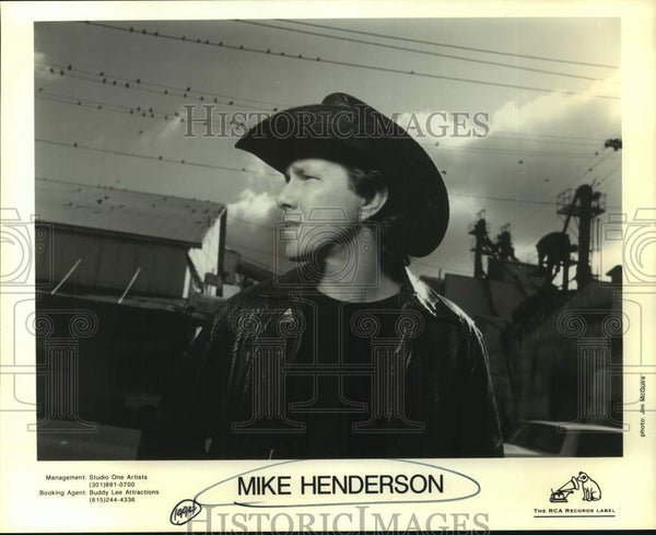 1994 Press Photo Singer Mike Henderson - sap24003 - Historic Images