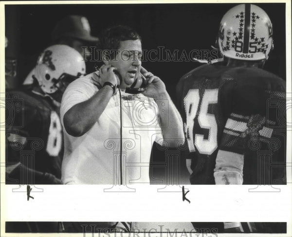 1987 Press Photo Clemens High School football coach Robert Lehnhoff on ...