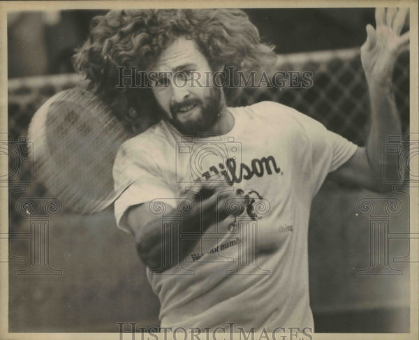 Press Photo Tennis player Dale Ogden - sas00717 - Historic Images