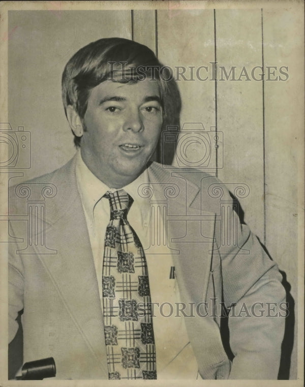 1975 Press Photo San Antonio Thunder soccer team owner Ward Lay ...