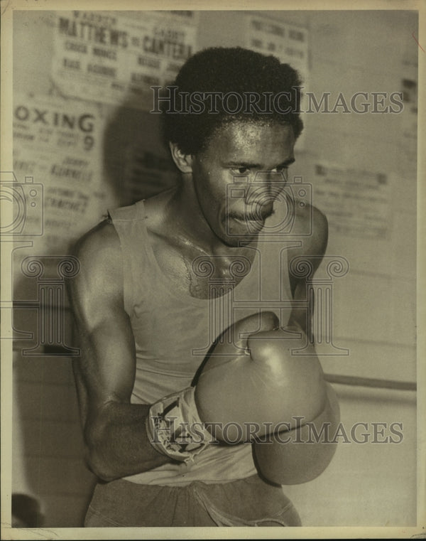 Press Photo Boxer Howard Davis - sas08955 - Historic Images