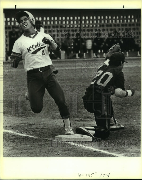 1984 Press Photo McCollum and Harlandale play high school baseball ...