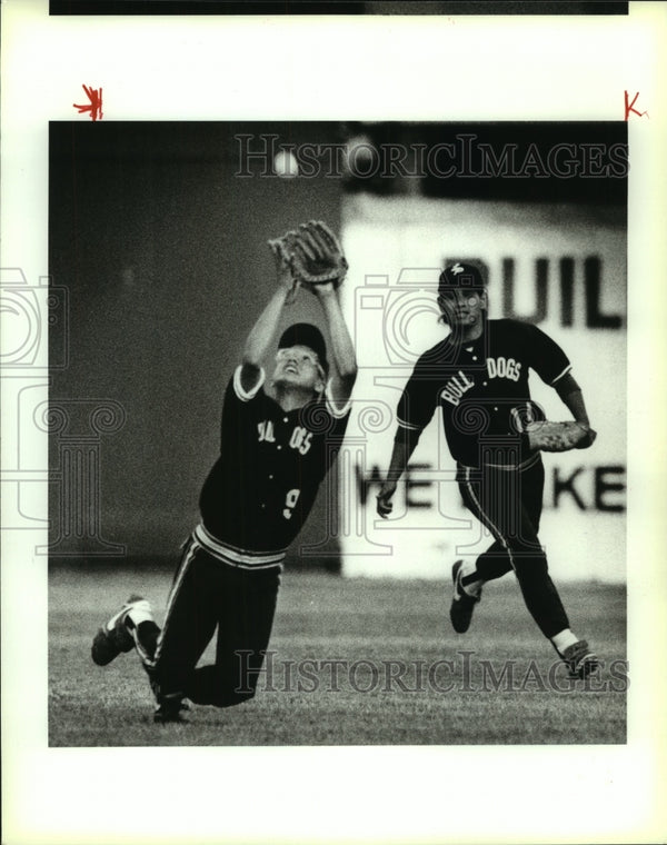 1990 Press Photo La Pryor baseball players Adrian Gonzales and Roy ...