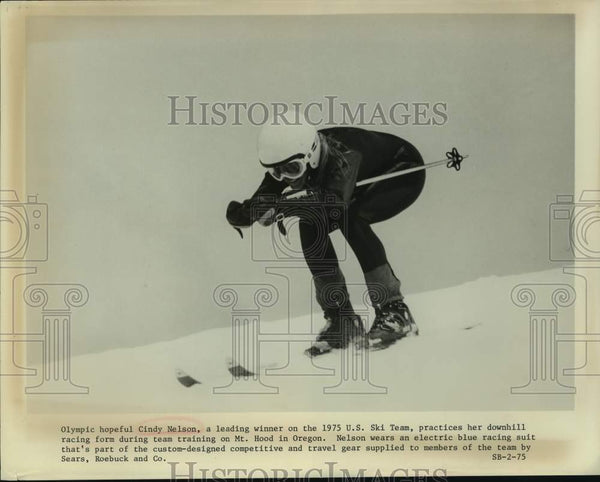 1975 Press Photo American Winter Olympics skiing hopeful Cindy Nelson ...