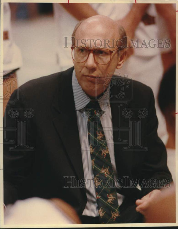 1987 Press Photo San Antonio Spurs Basketball Coach Bob Weiss ...