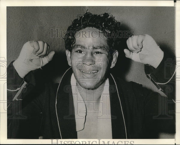 1941 Press Photo Richie Lemos after winning Featherweight title from ...