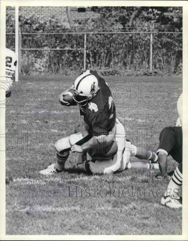 Press Photo Wagner Football Player at Game - Historic Images