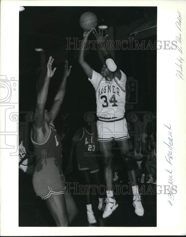 Press Photo Wagner College Basketball #34 Nick Frederick Game Action ...