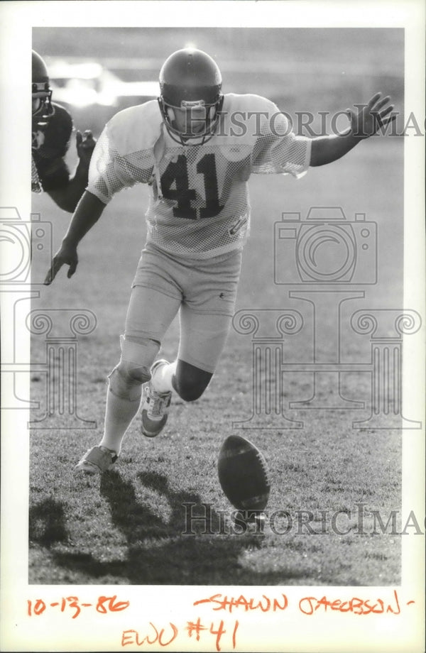 1986 Press Photo #41 Eric Stein, kicking football for Eastern Washingt ...