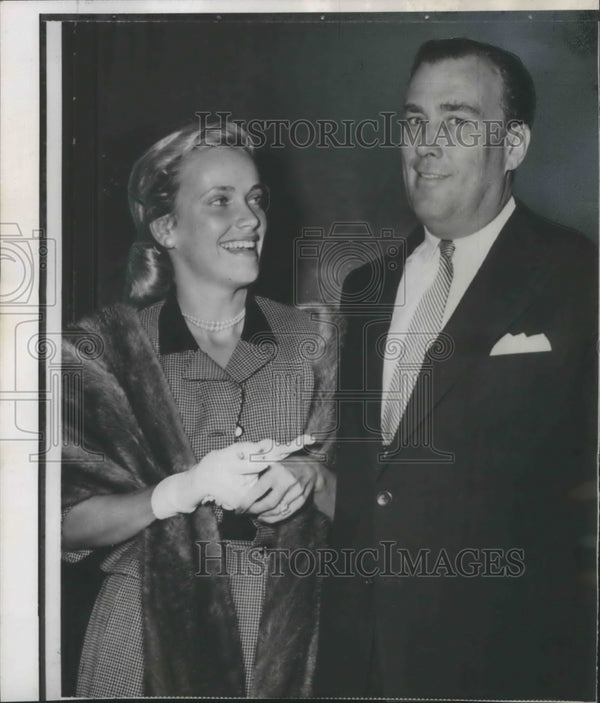 1952 Press Photo Dan Topping President of NY Yankees and fourth wife ...
