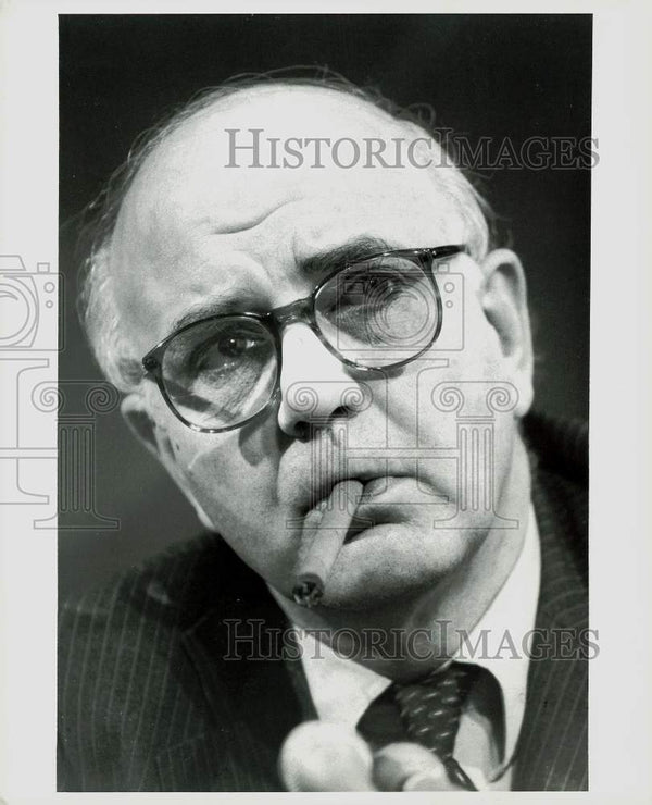 1982 Press Photo Federal Reserve Board Chairman Paul Volcker - srx01081 ...