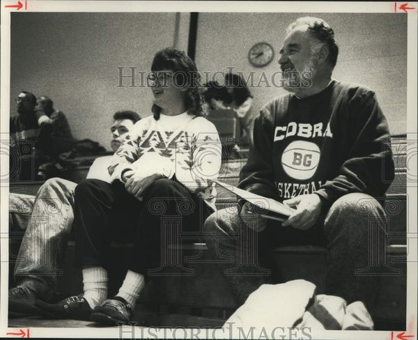 1990 Press Photo Phyllis Petrivelli at Bishop Grimes High School ...