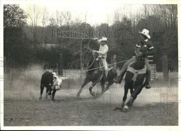 Press Photo Rodeo Competitors Joe Farrelly and Ward Mitchell at Calf R ...