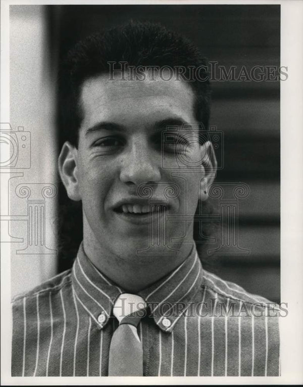 1989 Press Photo Fayetteville-Manlius High School Gymnast Brian ...