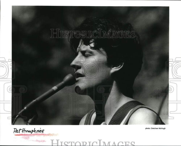 Press Photo Singer Pat Humphries - syp27659 - Historic Images