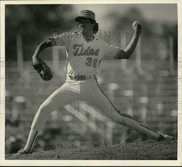 1986 Press Photo Tony Ferreira, Tidewater Baseball Pitcher - sys06462 ...