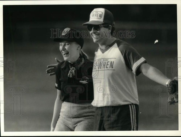 Press Photo Softball player Joyce Kszystyniak of Fulton jokes with 1st ...