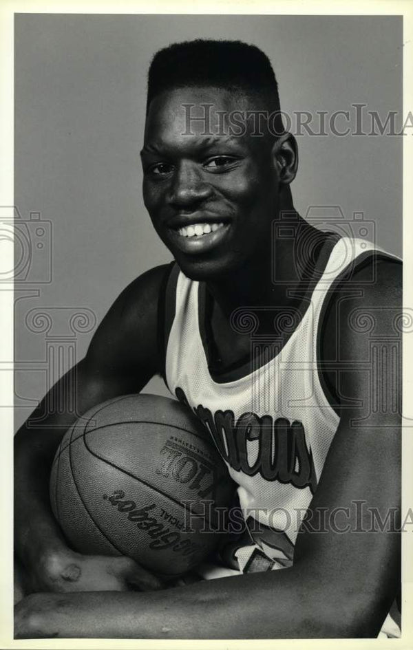 1990 Press Photo Syracuse basketball player Conrad McRae - sys10388 ...